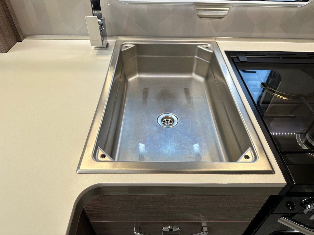 Andrew Brown Caravans & Cars - Buccaneer Commodore