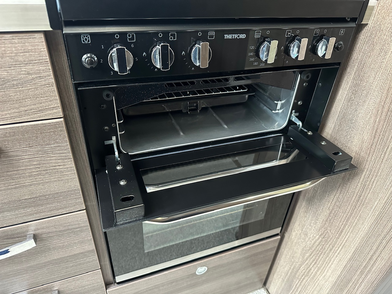 Andrew Brown Caravans & Cars - Buccaneer Commodore