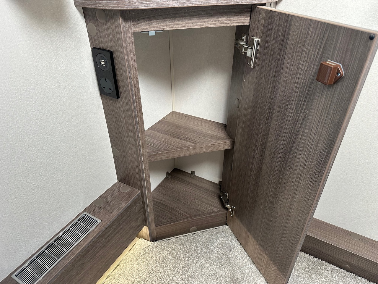 Andrew Brown Caravans & Cars - Buccaneer Commodore