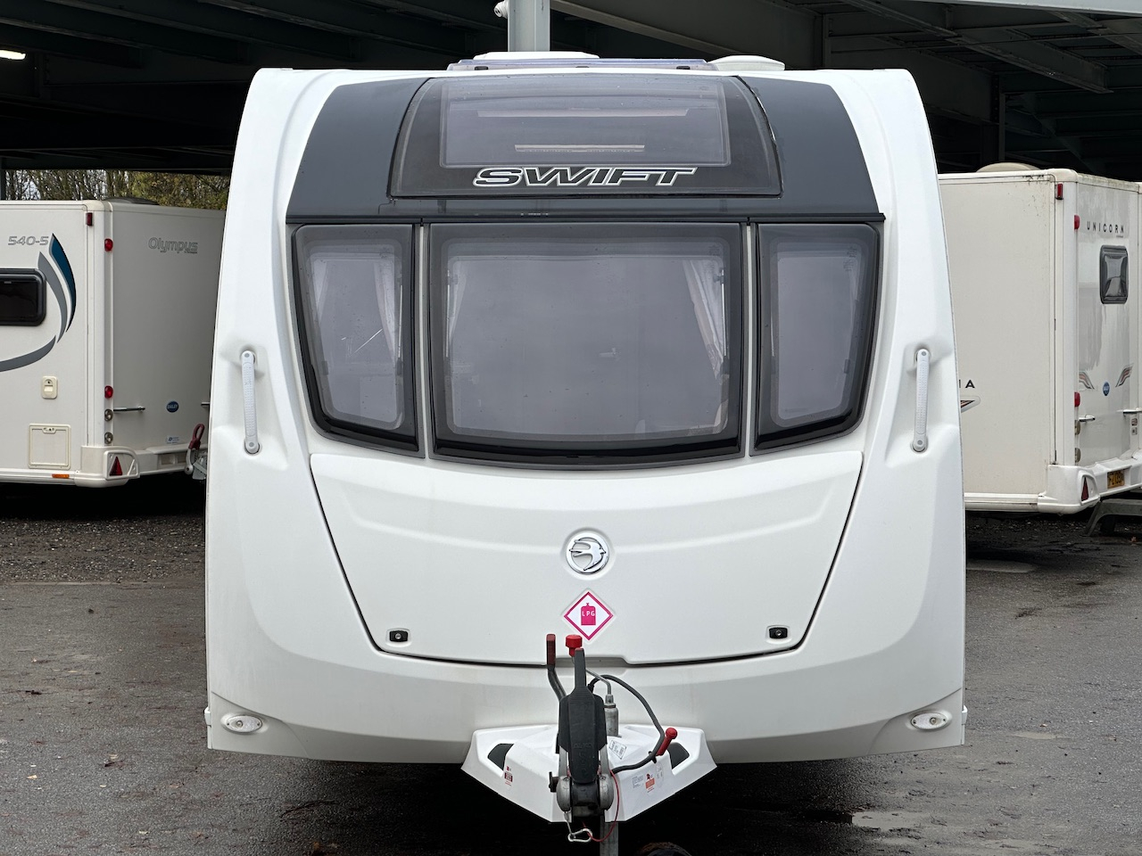 Andrew Brown Caravans & Cars - Swift Challenger SE 565