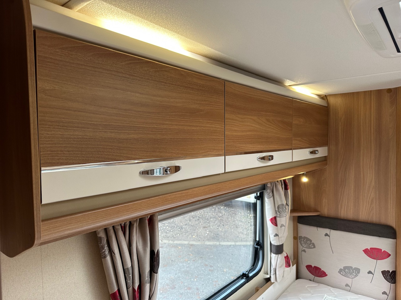 Andrew Brown Caravans & Cars - Swift Challenger SE 565