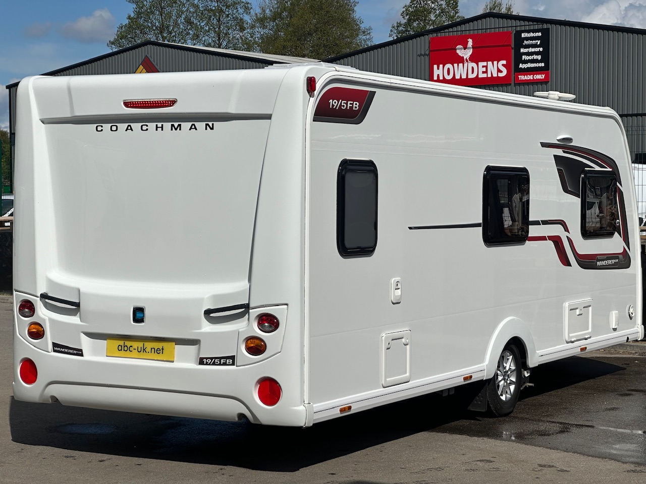 Andrew Brown Caravans & Cars - Coachman Wanderer Lux 19/5 FB