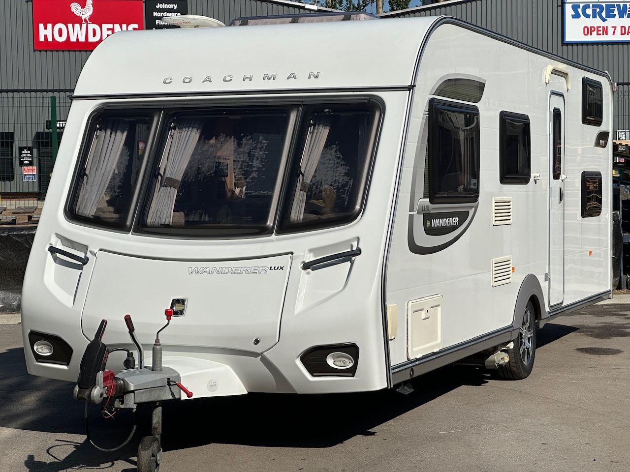 Andrew Brown Caravans & Cars - Coachman Wanderer Lux 19/5